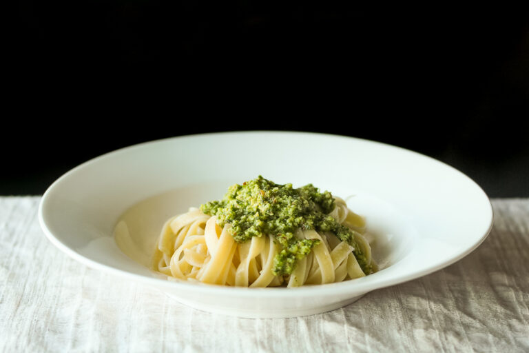 Sorrel pesto with hazelnuts-an easy vegetarian spring meal.