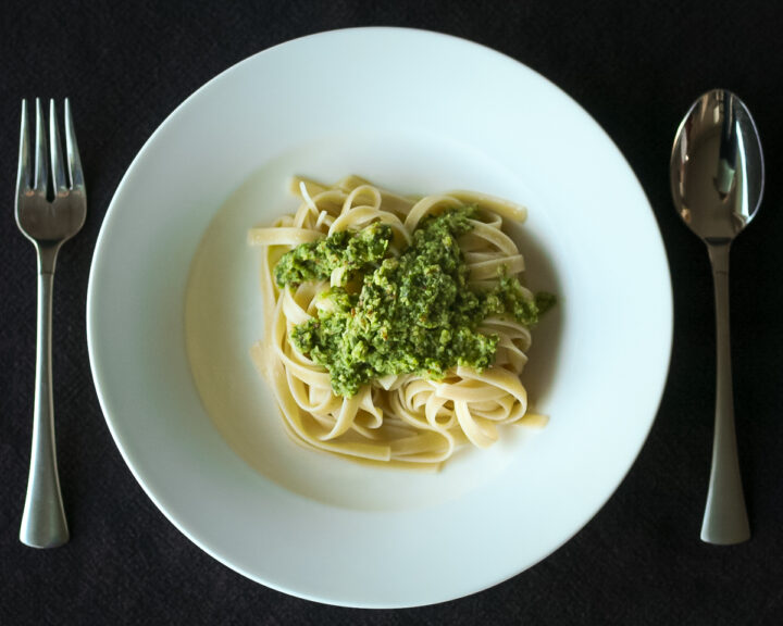 Sorrel pesto with hazelnuts-an easy vegetarian spring meal.