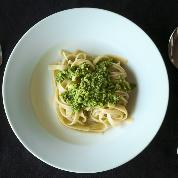 Sorrel pesto with hazelnuts-an easy vegetarian spring meal.