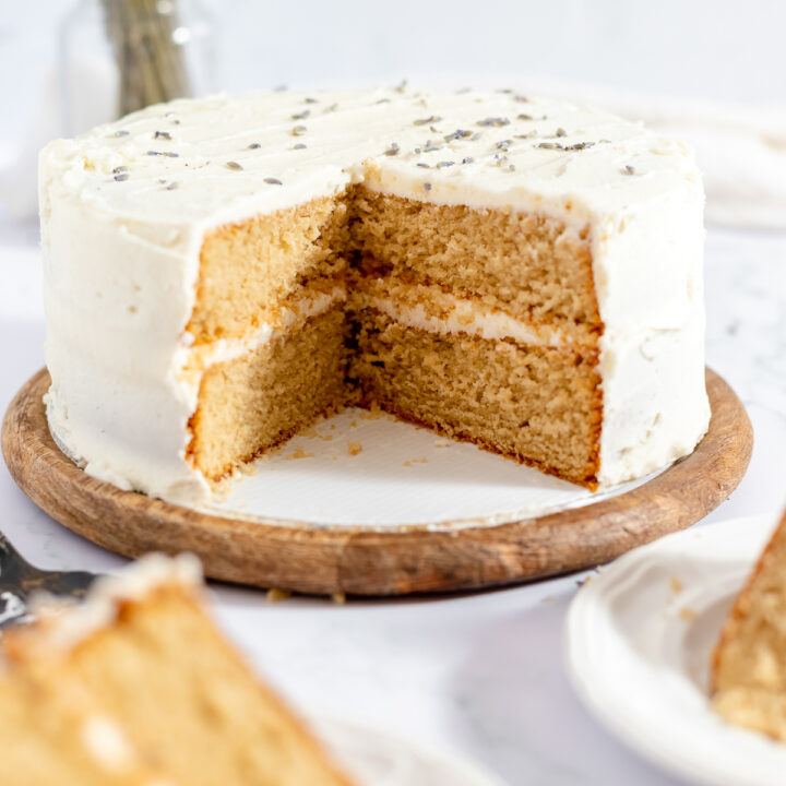 How To Make Easy Lavender Buttercream Frosting (Icing)