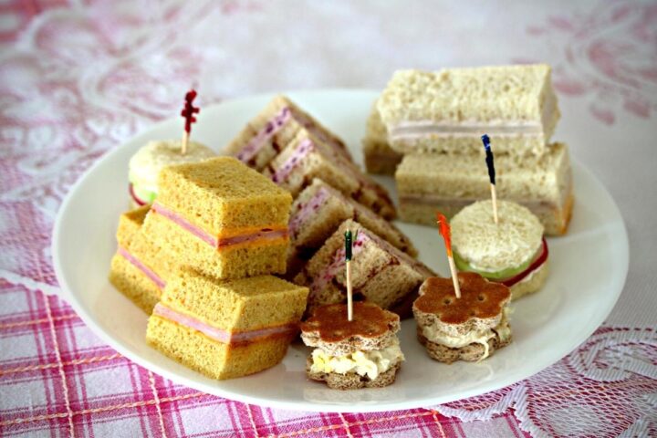 100+ Easy And Delicious Snack Plate Ideas For Everyone - West Coast ...